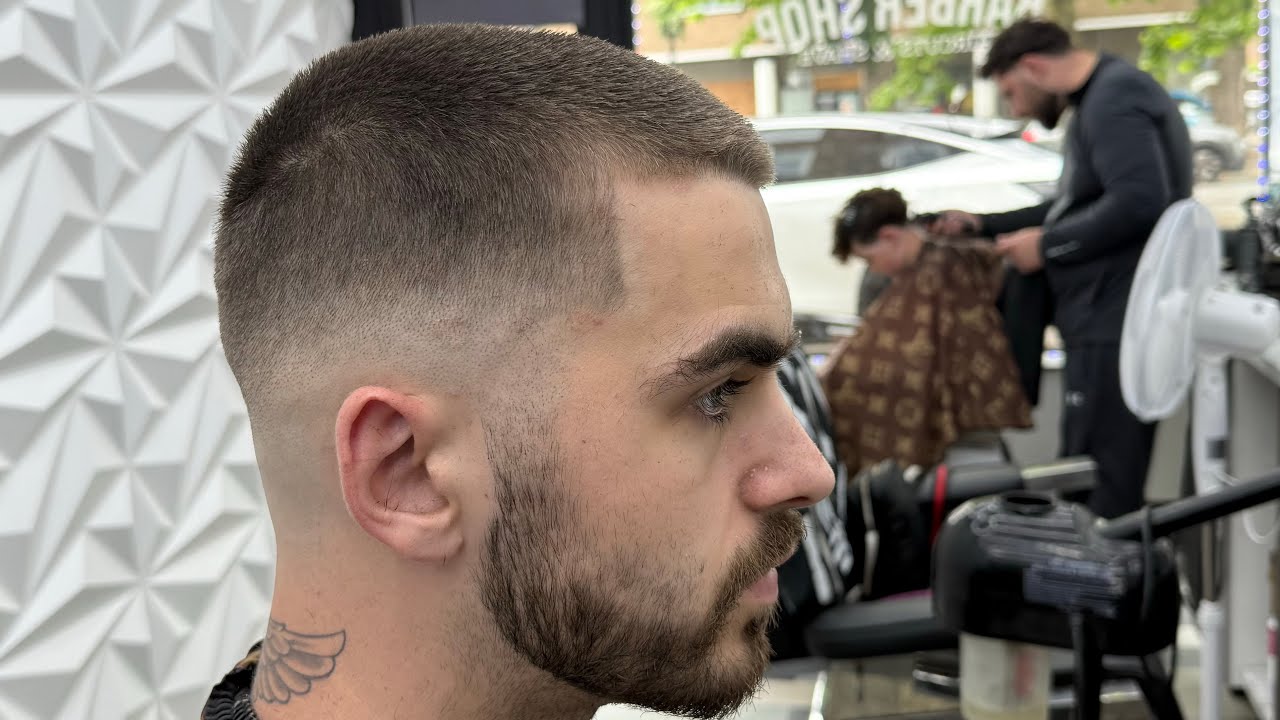 BARBER TUTORIAL. CORRECTING SOMEONE ELSE’S SKINFADE. USING WAHL GOLD ...