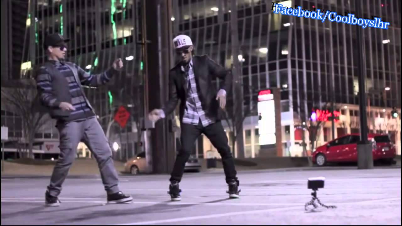 Amazing Break Dance By Two CoOl BoY$ - YouTube