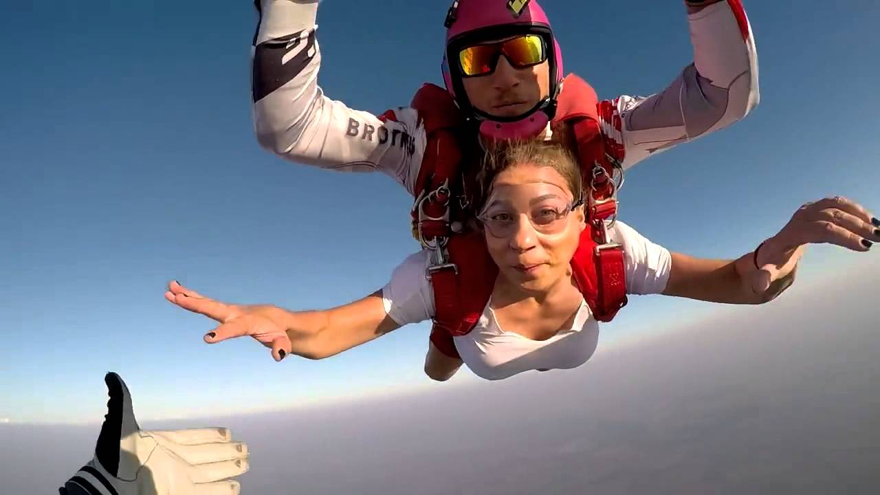 Girls can Fly 2015 - YouTube