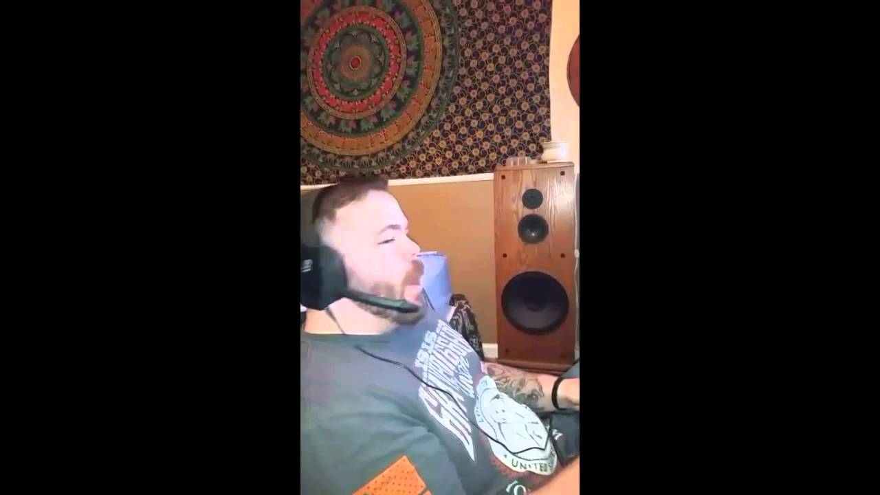 Guy takes Xbox raging to new level. - YouTube