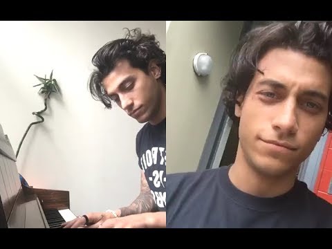 Rob Raco playing piano | Instagram Live Stream | 11 August, 2018 - YouTube