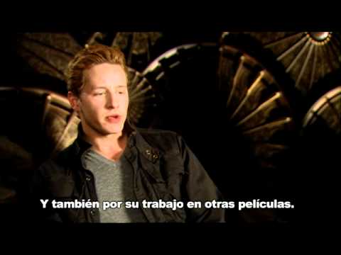 THOR: Entrevista a Josh Dallas - YouTube