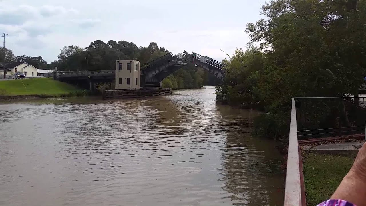 Draw Bridge New Iberia, La - YouTube