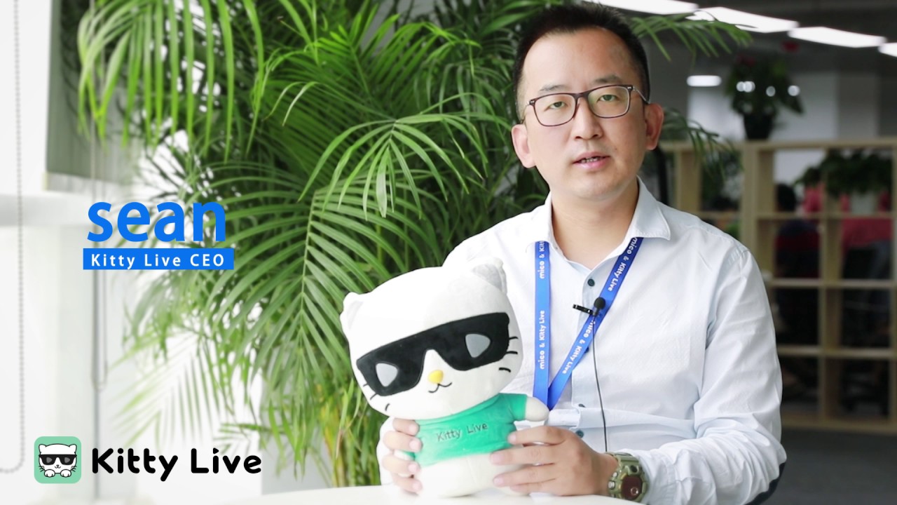 ใหม่ ดาวิกา , วู้ดดี้ และ CEO Kitty Live อวยพรครบรอบ 1 ปี - YouTube