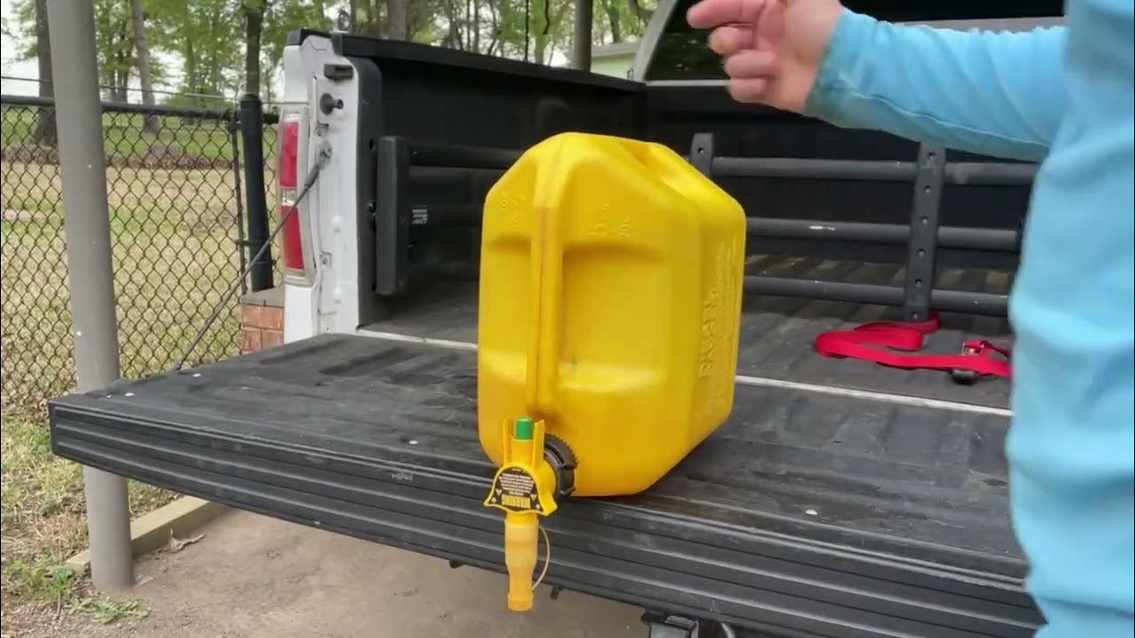 No Spill 1457 Diesel Fuel Can Review - YouTube