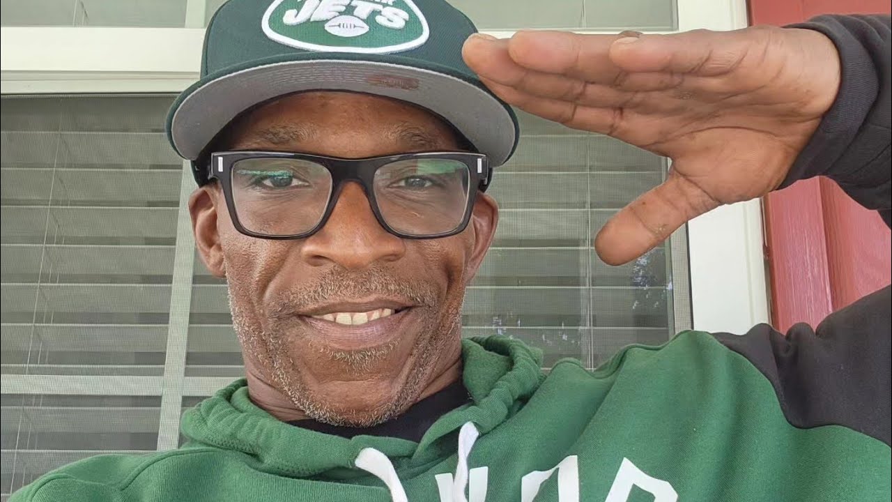 Sunday Brunch w/ Big Fruit!.. NFL Preseason Talk w/ Co Host Dahu and ...