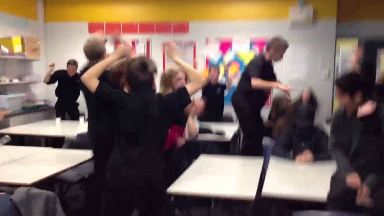 Class Goes Crazy When Teacher Leaves Room! - YouTube