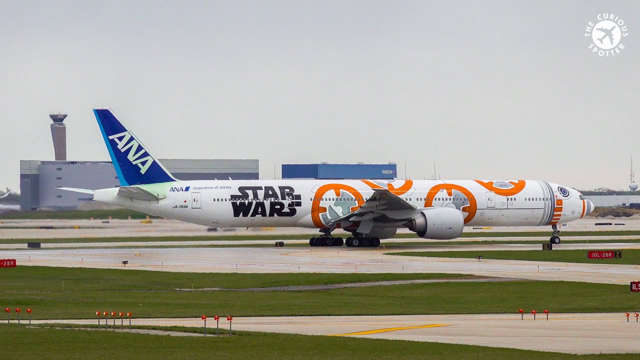 ANA Star Wars BB-8 livery takeoff from ORD - YouTube