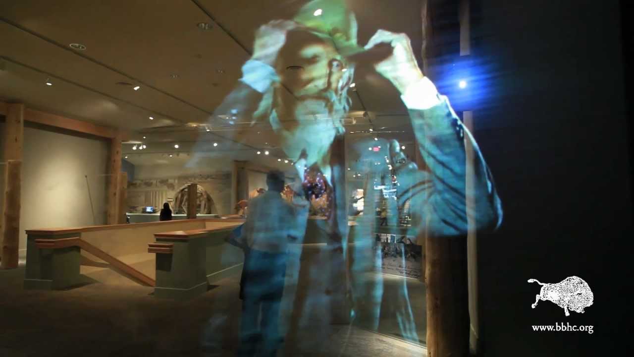 Buffalo Bill Helio Display - YouTube