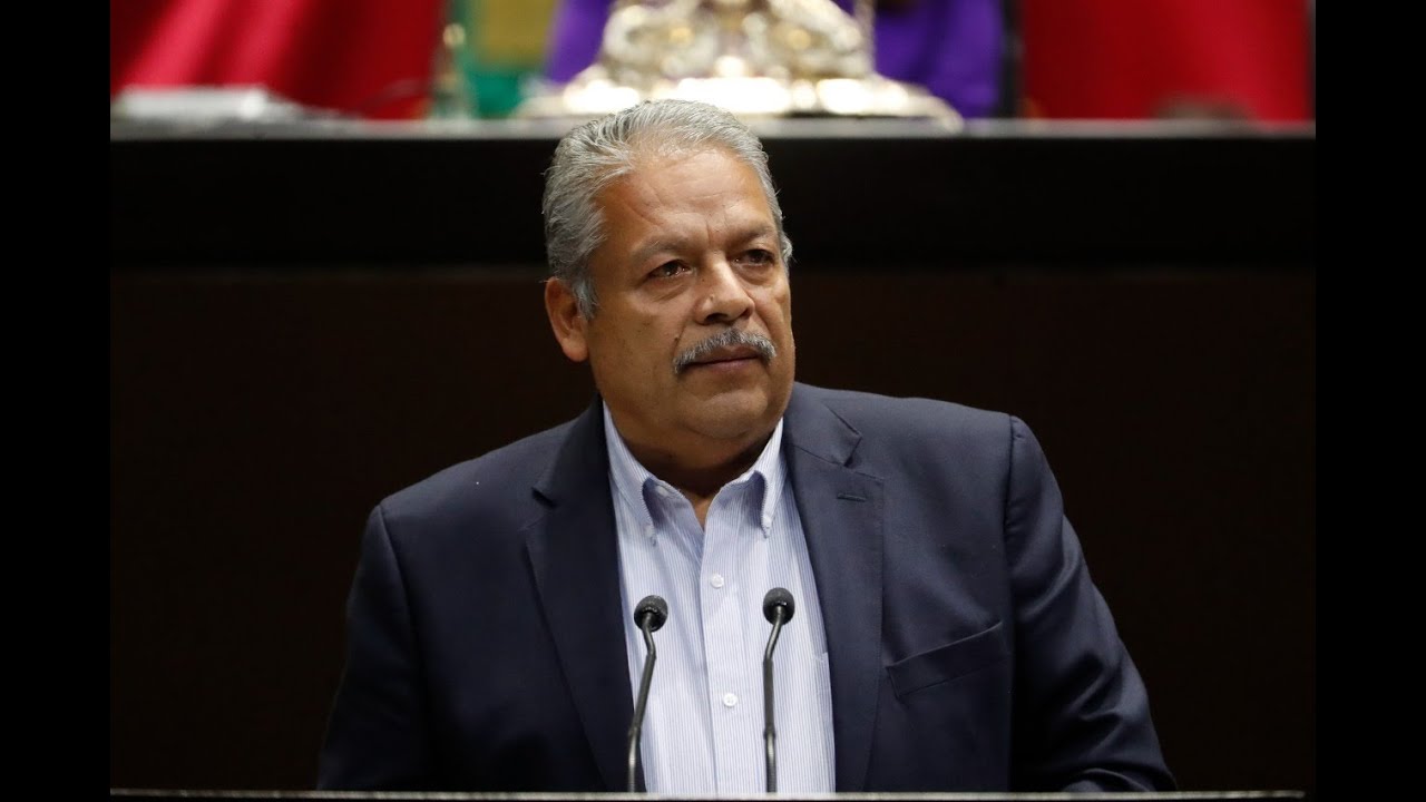 Dip. Tereso Medina Ramírez (PRI) / Dictamen en materia de vacaciones ...
