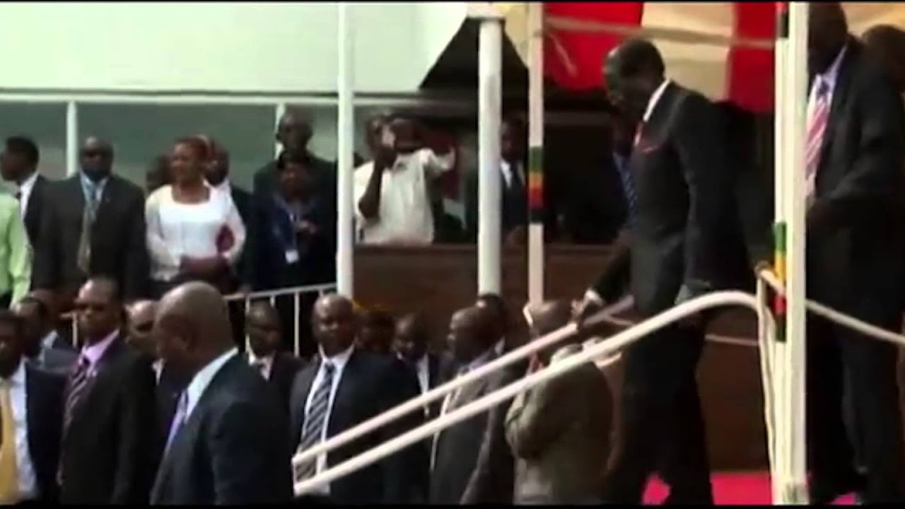 Robert Mugabe falls down steps after speech in Zimbabwe - YouTube
