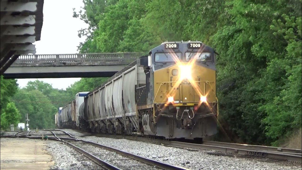 CSX CM44AC 7009 w/ Nice K5LA Leads Manifest Q648-01 on 5/2/21 - YouTube