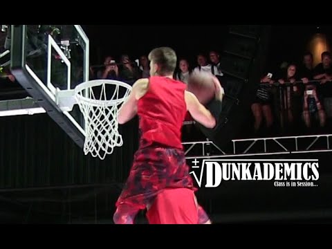 AMAZING Dunks @ Jordan #FirstToFly Event! - YouTube