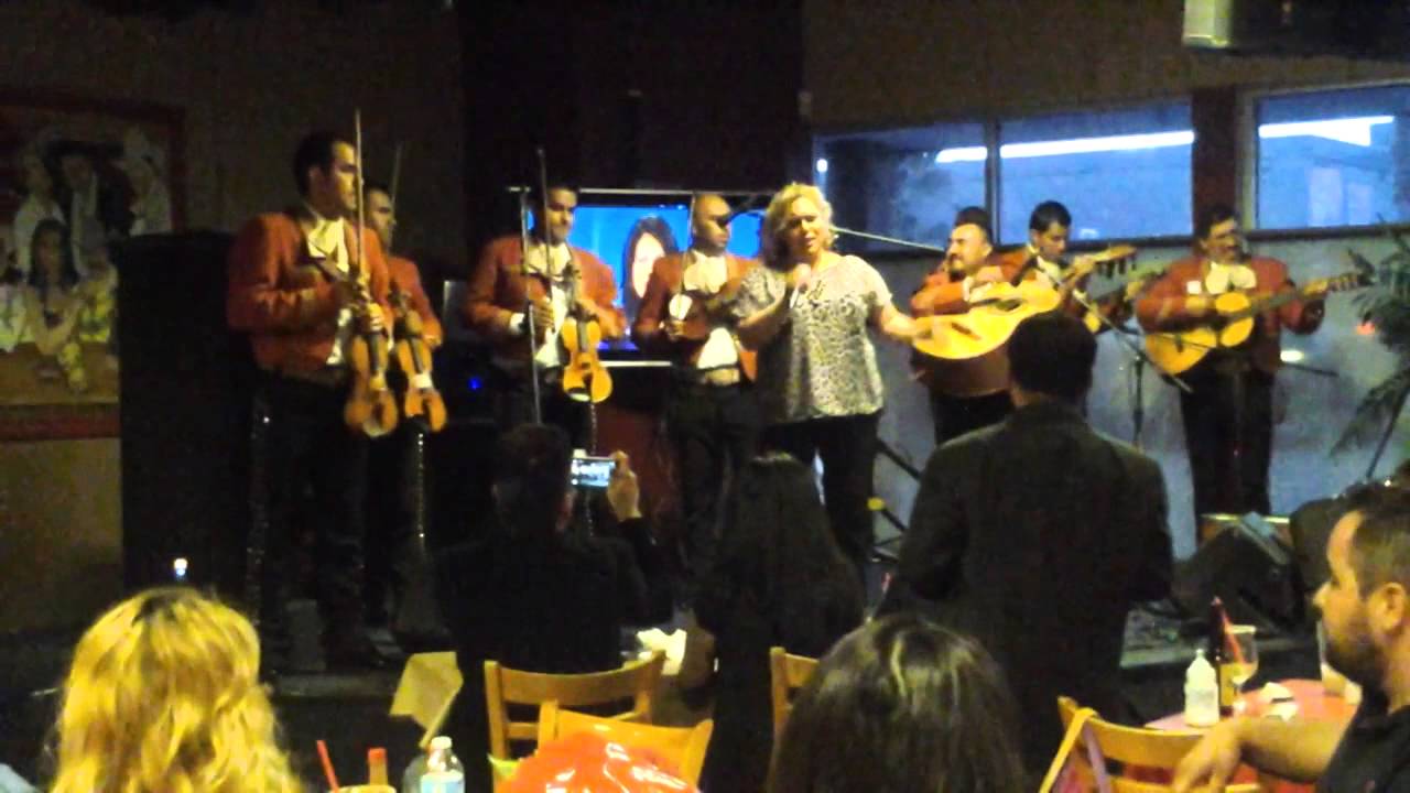 Letty Valencia - Los Laureles - YouTube