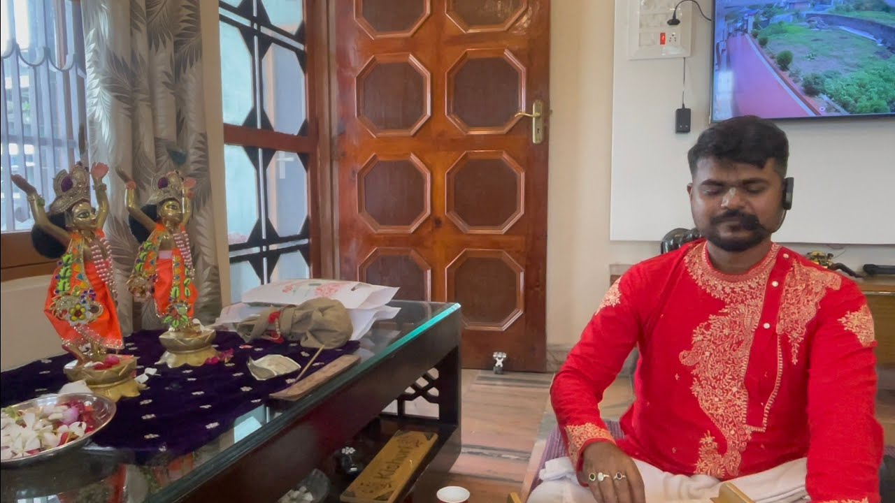 Sacred Vibe! Kirtan | Akshay Gopal Saha - YouTube