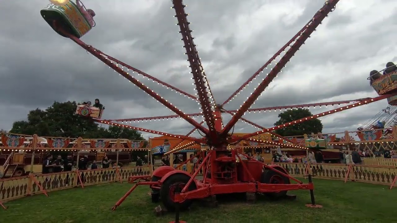 05 Octopus Carters Steam Fair 18/09/2022 - YouTube