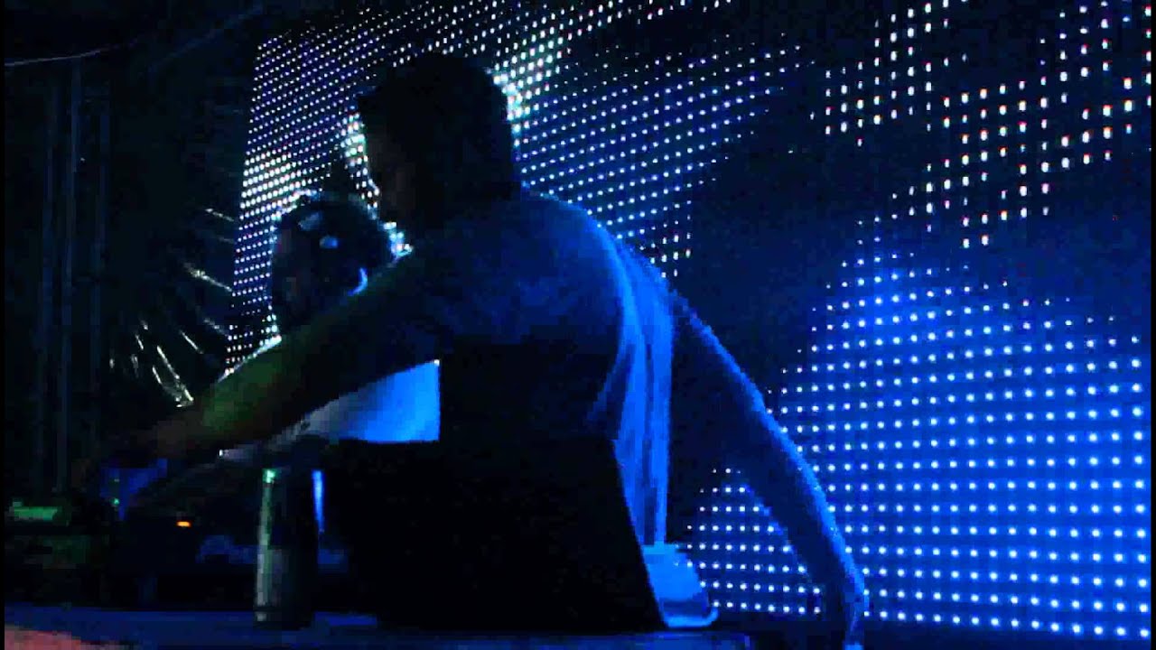 Fabio Moraes Vs. Pulse Oddy (SUMMER HOUSE CLUBE) #2 - YouTube