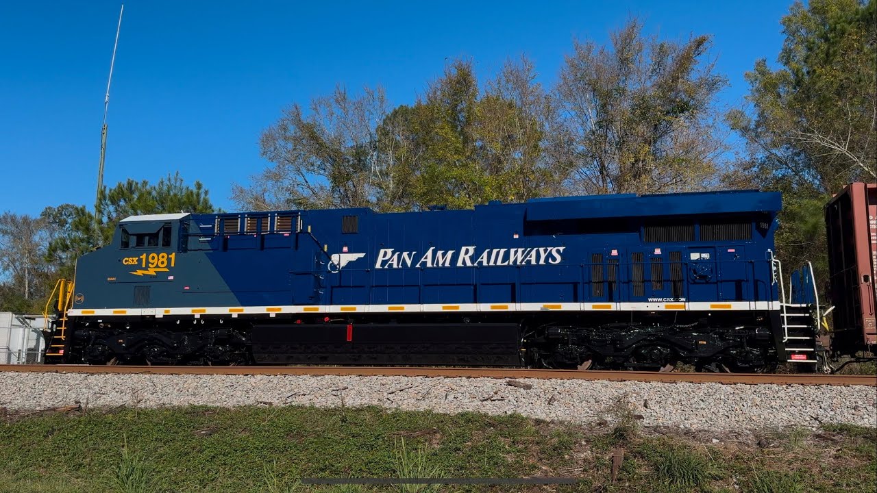 Pan Am Heritage Unit debut run on M410 in Mars Bluff - YouTube