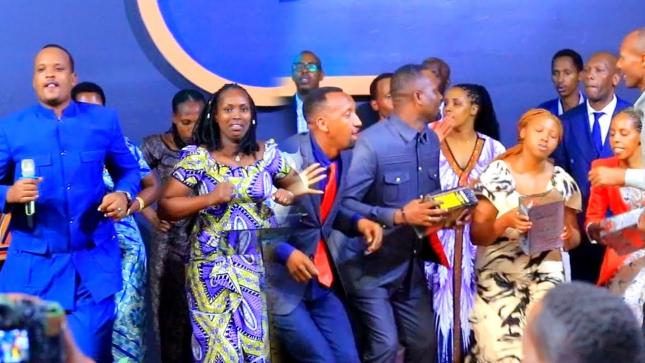 IGISIRIMBA BAKIRA ABAYUMBE KUVA KITENGELA😍😍 MUMUNEZERO UDASANZWE ...