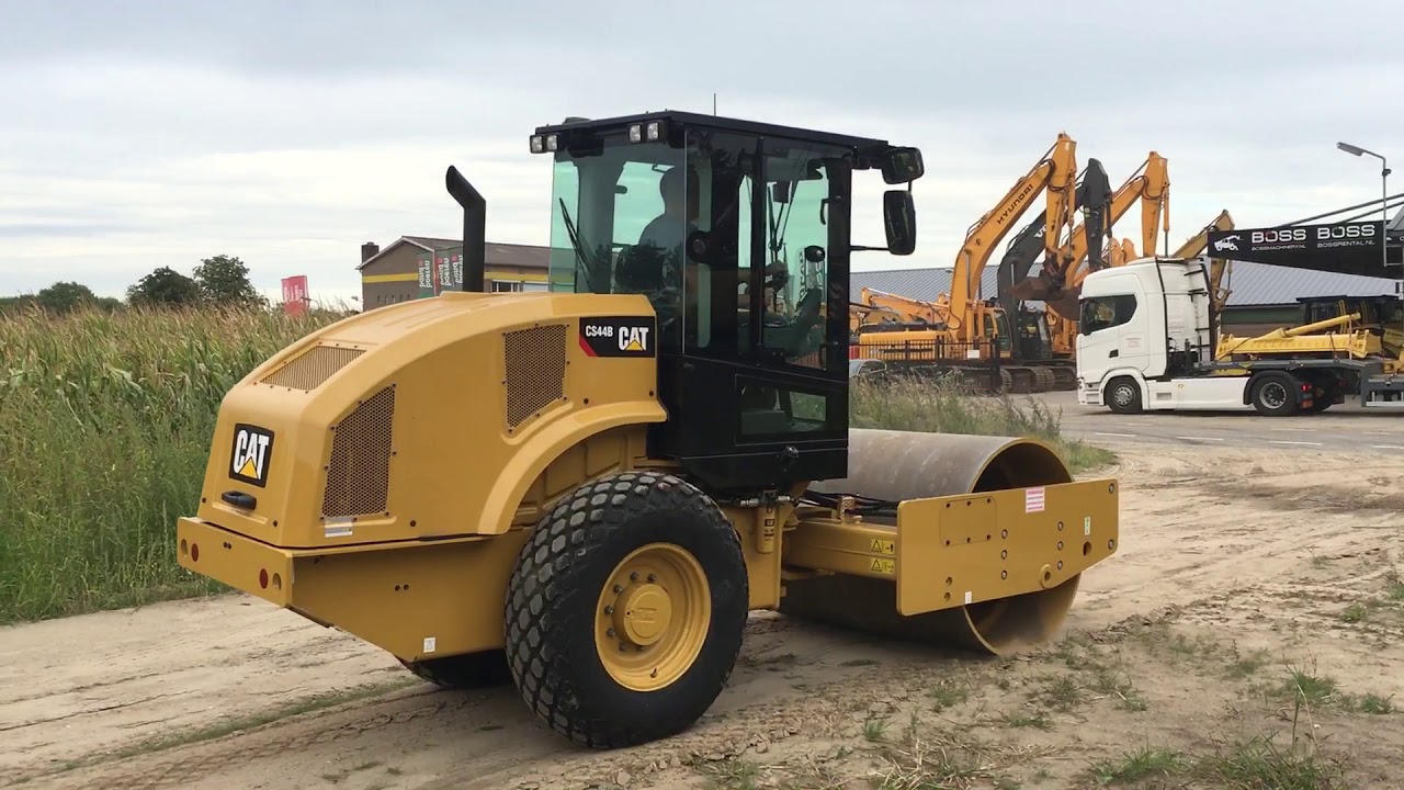 Caterpillar CS44B, year 2019 (Refnr. BR0135) - YouTube