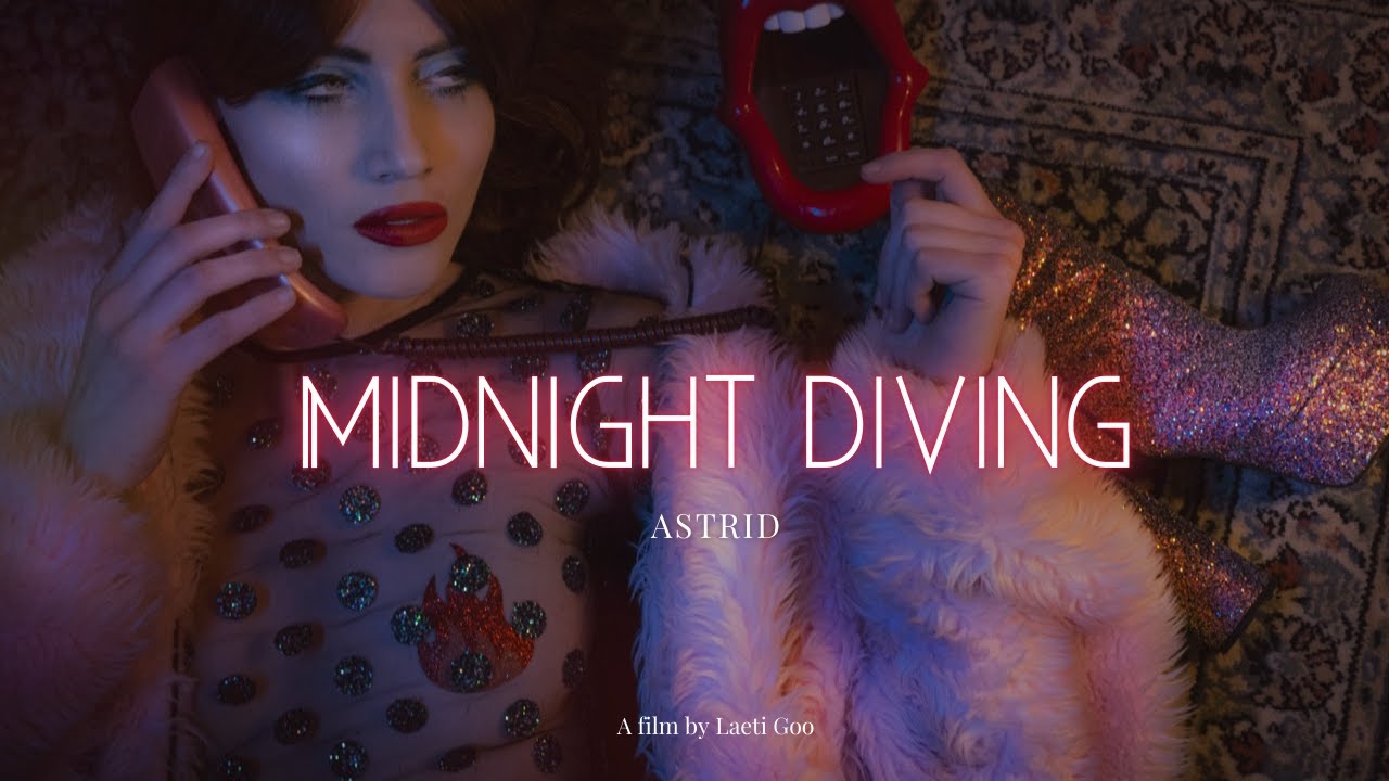 MIDNIGHT DIVING - Astrid - YouTube