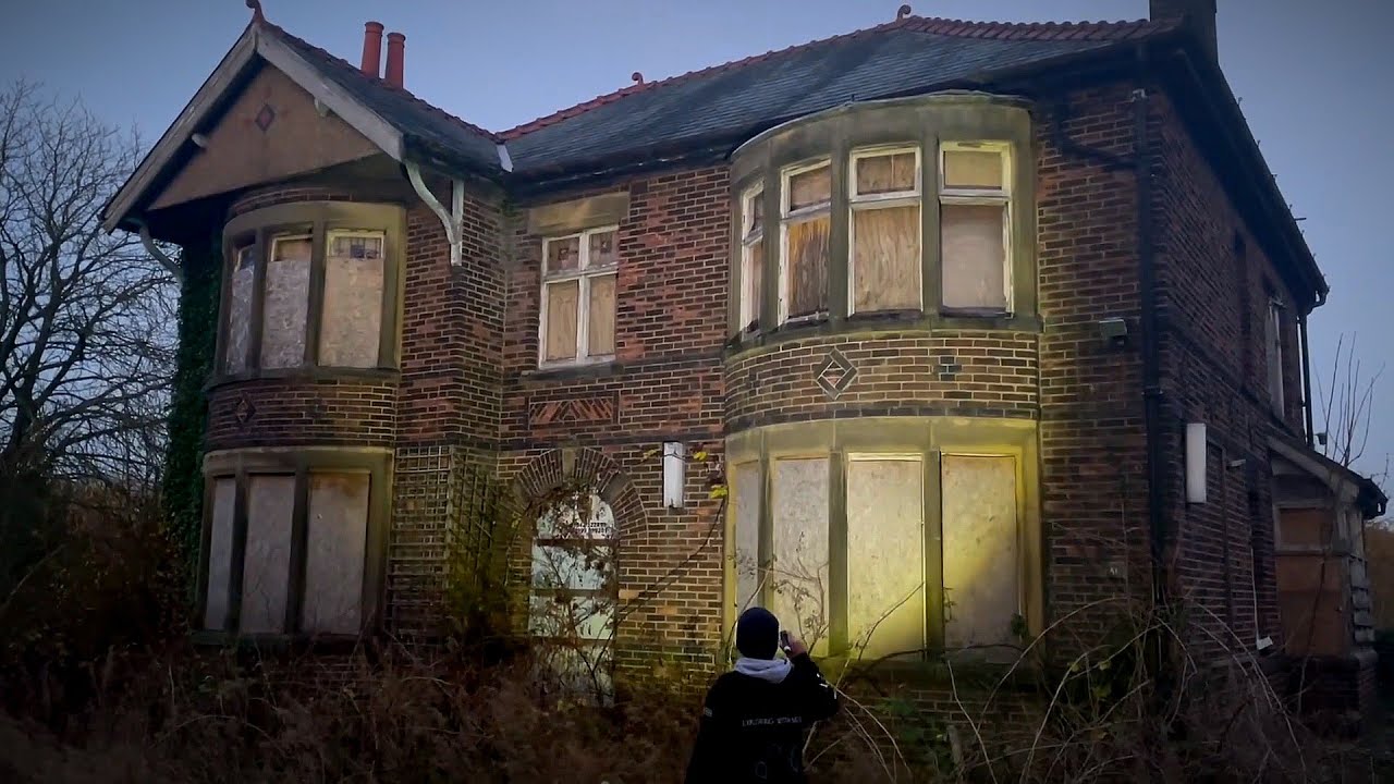 ABANDONED MURDER HOUSE AND A ABANDONED WITH A JACUZZI IN IT BURNT OUT ...