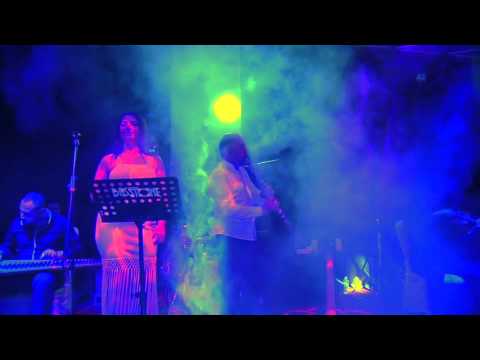 Gökçe Bekaroğlu & Bülent Altınbaş ( Kirpi ) - Akşam Güneşi