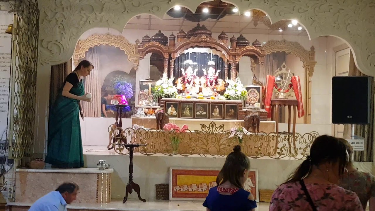 Kirtan @ISKCON Moscow,Russia - YouTube