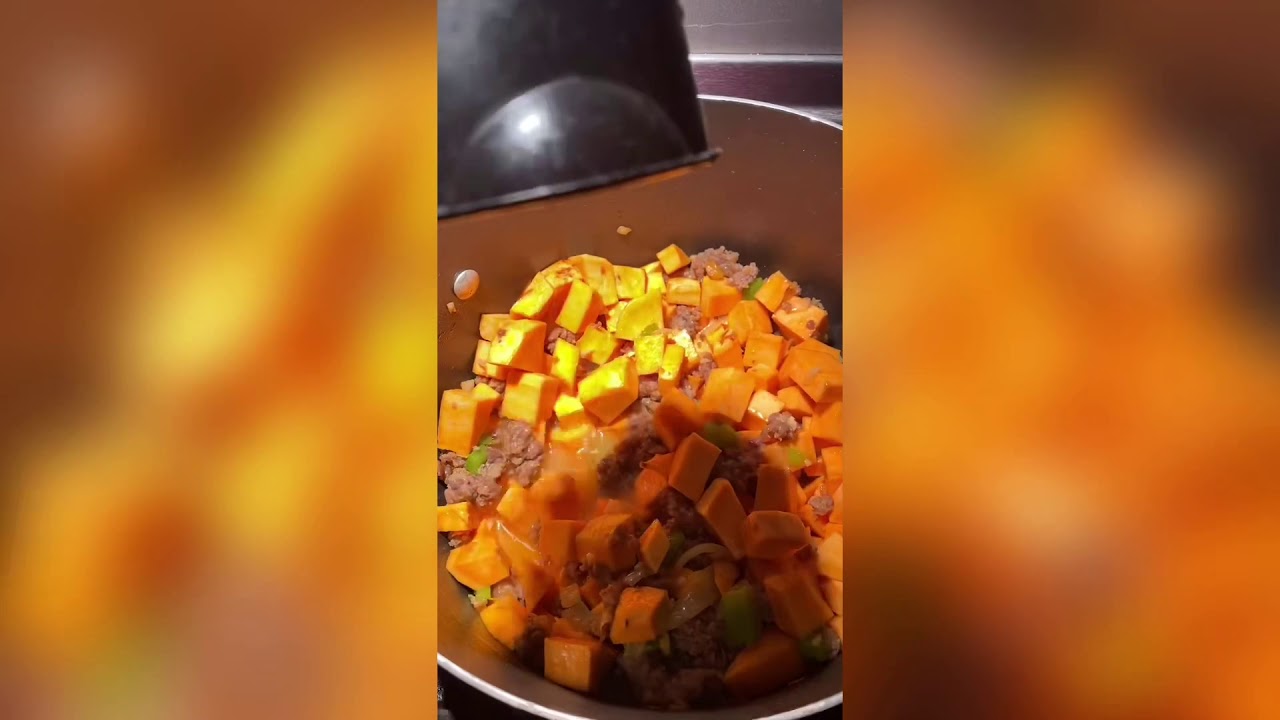 Chewing with Chu- Spicy Sausage & Sweet Potato Soup - YouTube