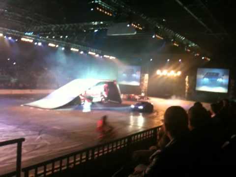 Top Gear Live 2011 - Top Gear Stunt Driving Team - 1st Performance (NEC ...