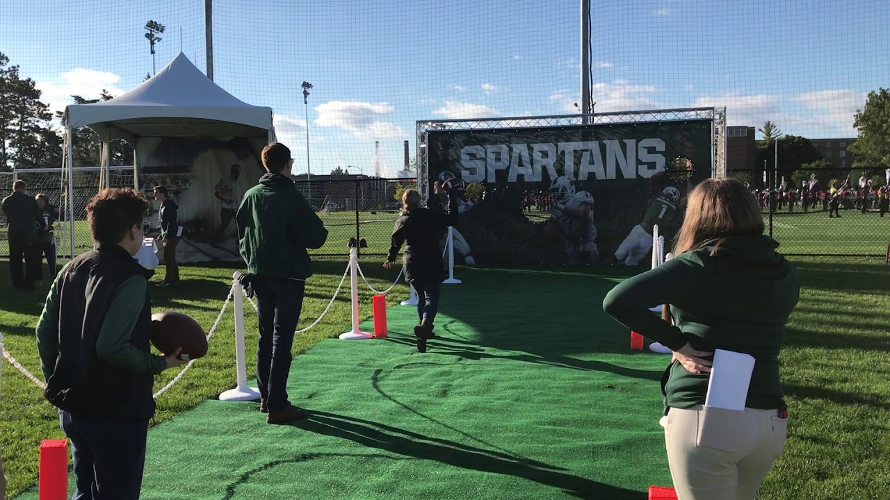 2018 Michigan State Football Meijer Fan Fest Football Toss - YouTube