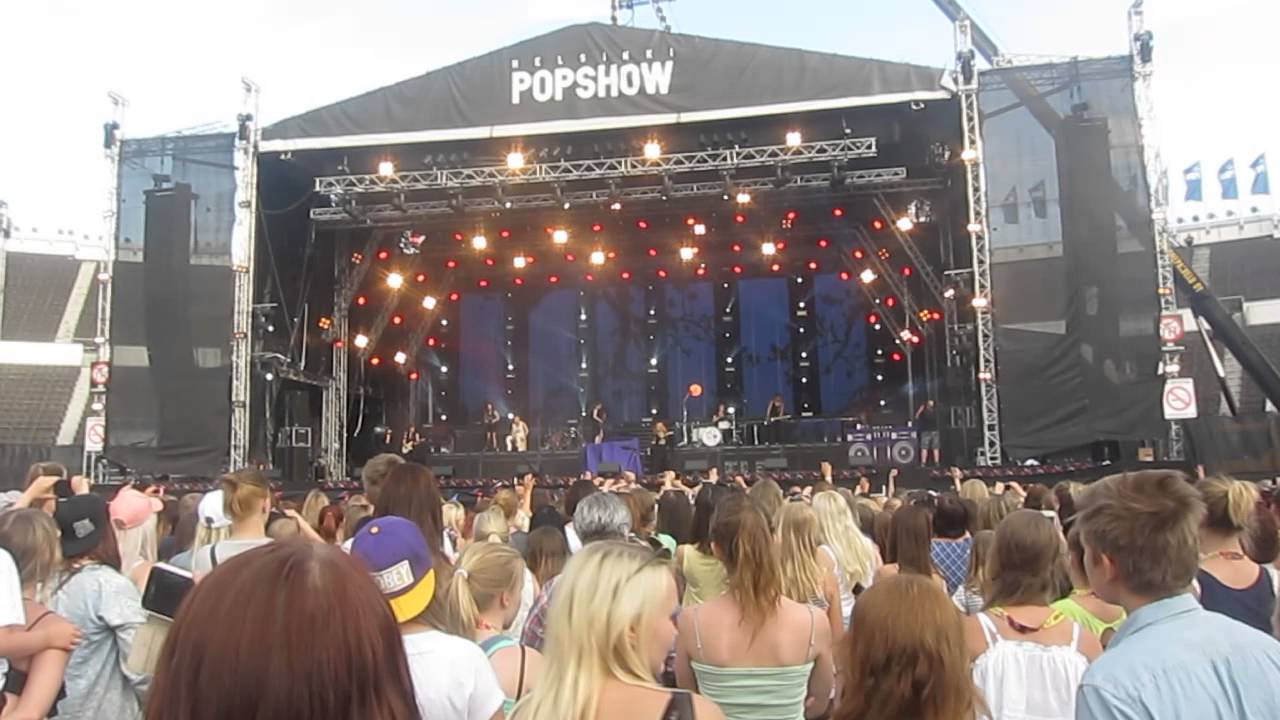 Helsinki POP SHOW 9.7.2014 ROBIN-Haluun sun palavan - YouTube