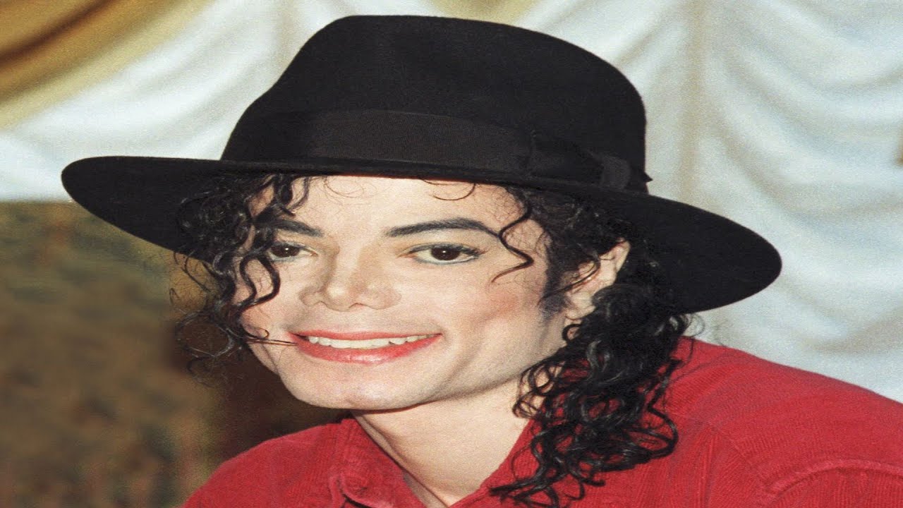 Cookie Becomes The King Of Pop - YouTube