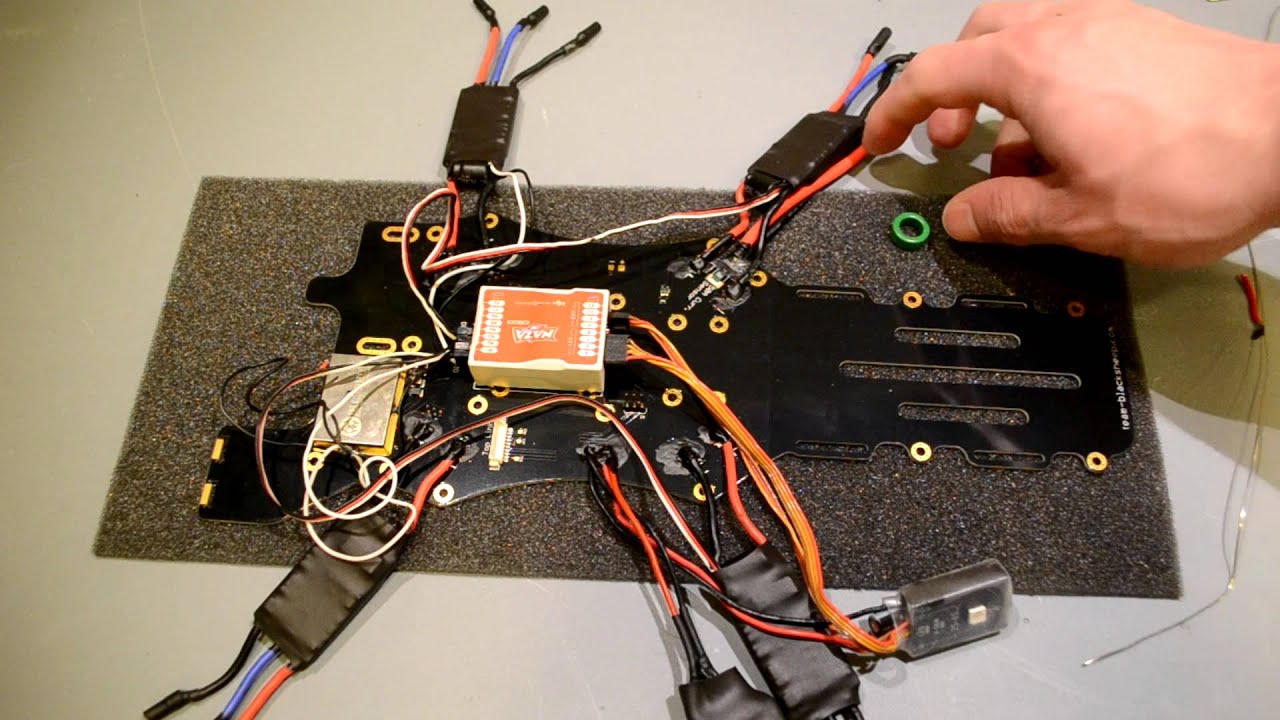 TBS Discovery Pro Build Log: Part 2 --- Frame and Electronics - YouTube