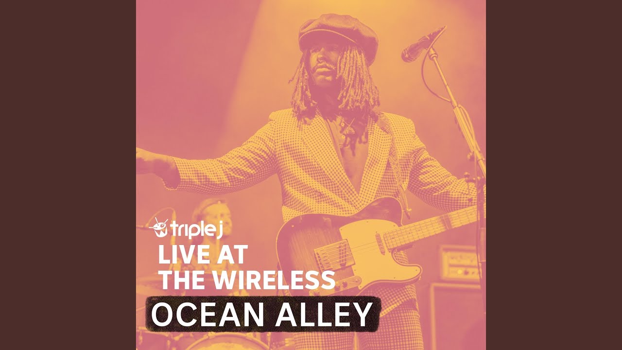 Lemonworld (Triple J Live at the Wireless) - YouTube