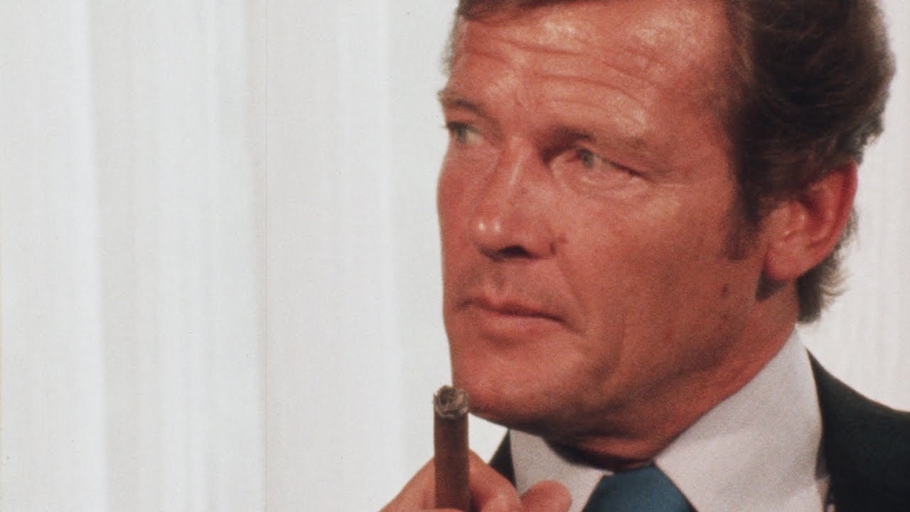 Roger Moore's Instagram, Twitter & Facebook on IDCrawl