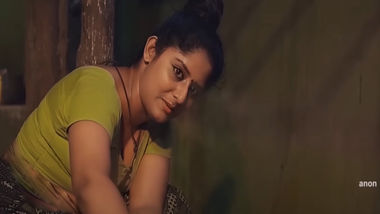 സുകു ഞാൻ ഒന്ന് കുളിച്ചിട്ട് വരാം..| Malayalam Movie | Romantic Scene ...