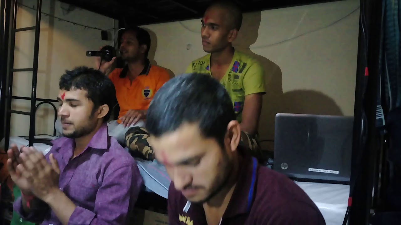 Dubai sahar me.Jay chand sahani - YouTube