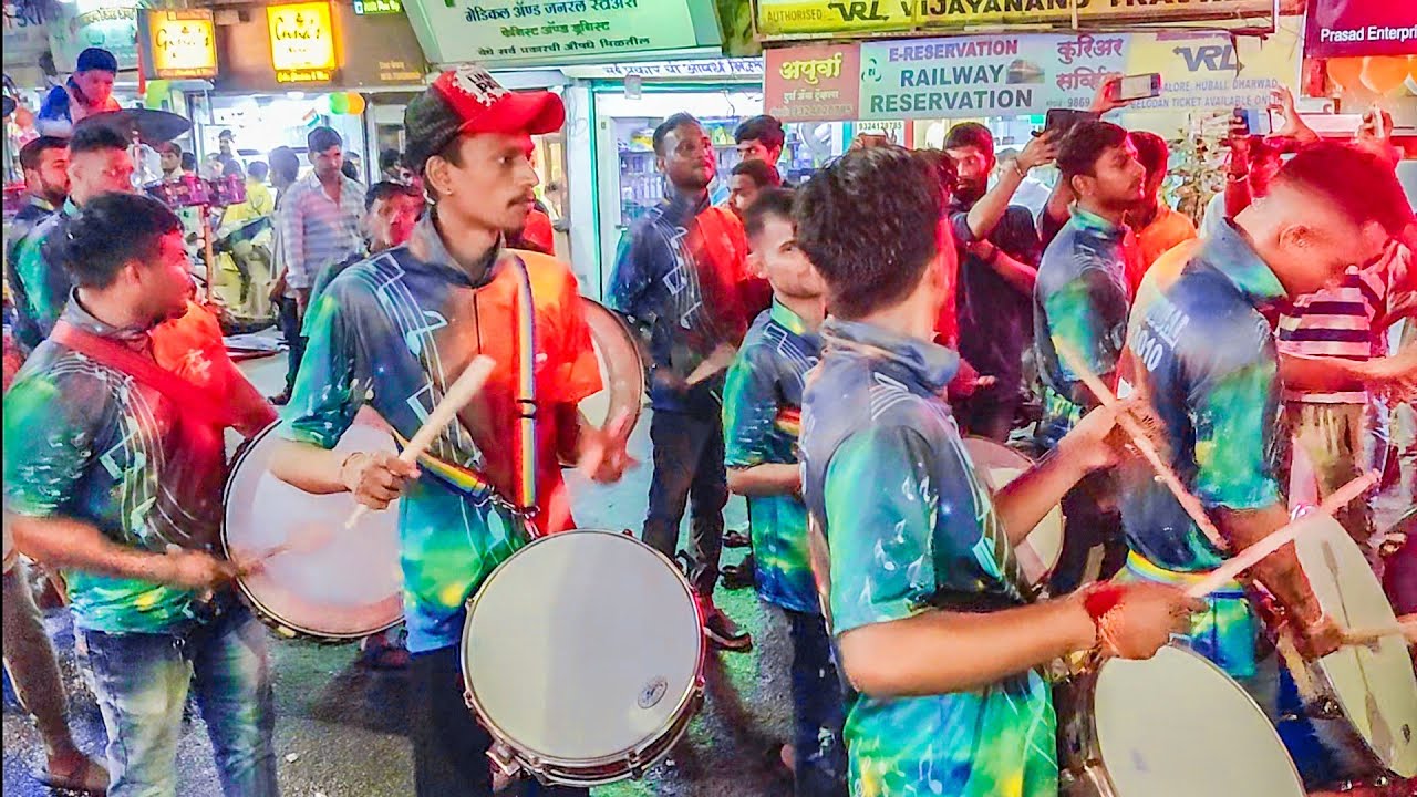 Jadhav Wadi Cha Raja डोंबिवली [ पूर्व ] चे बाप्पा ¶ Ganpati Bappa Show ...