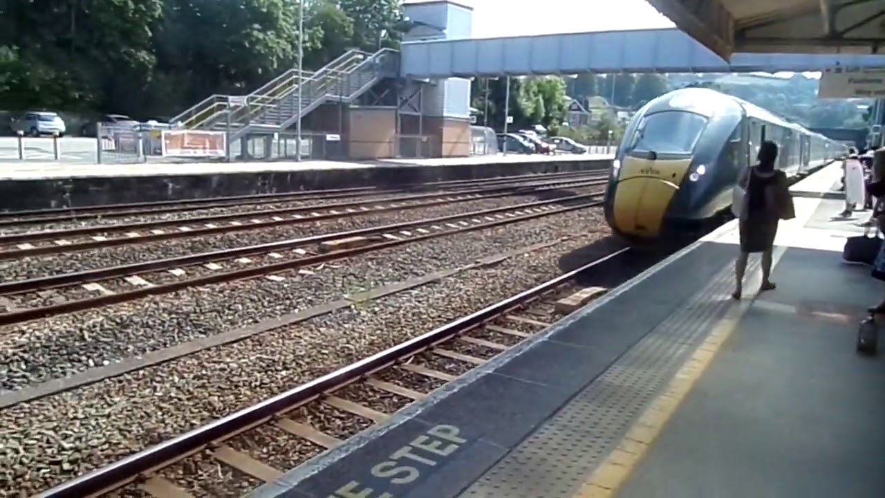 Trains at Totnes station 9/8/20 - YouTube