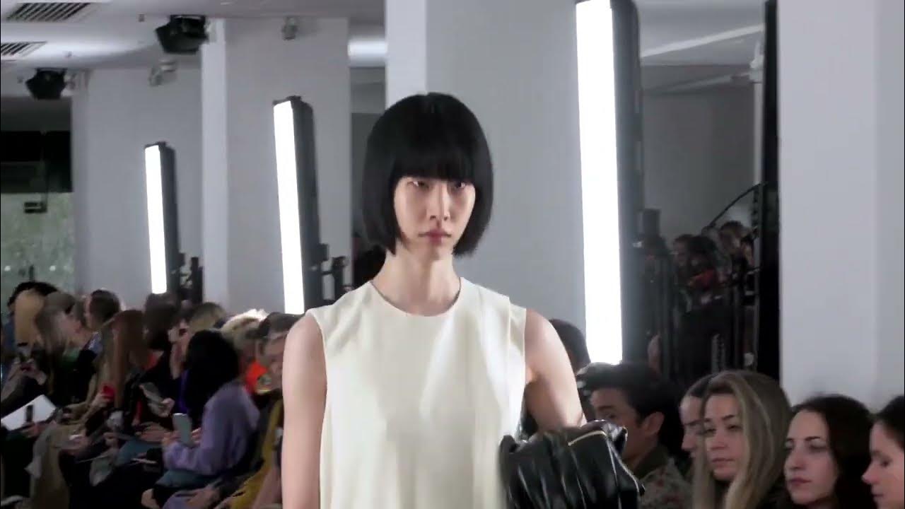 [Morph] Lee J Moon 23FW London Fashion Week_Eudon Choi - YouTube