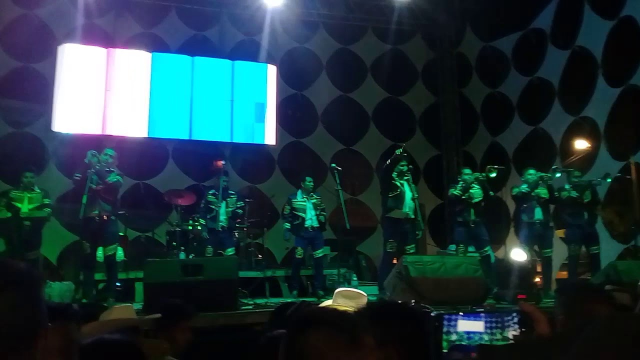 Banda cerritos en vivo desde mextepec sultepec - YouTube