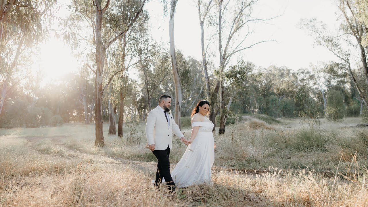 Georgia & Dale Wedding Teaser || The Woolshed Shepparton - YouTube