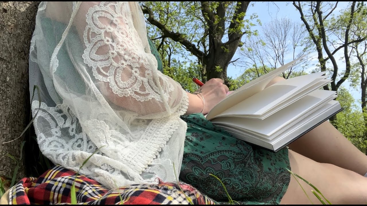 finished uni! week of drawing, thrifting + hiking - YouTube