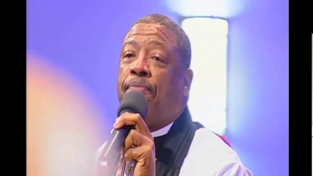 Gospel Medley @Bishop David c Wallace Home-going Celebration - YouTube