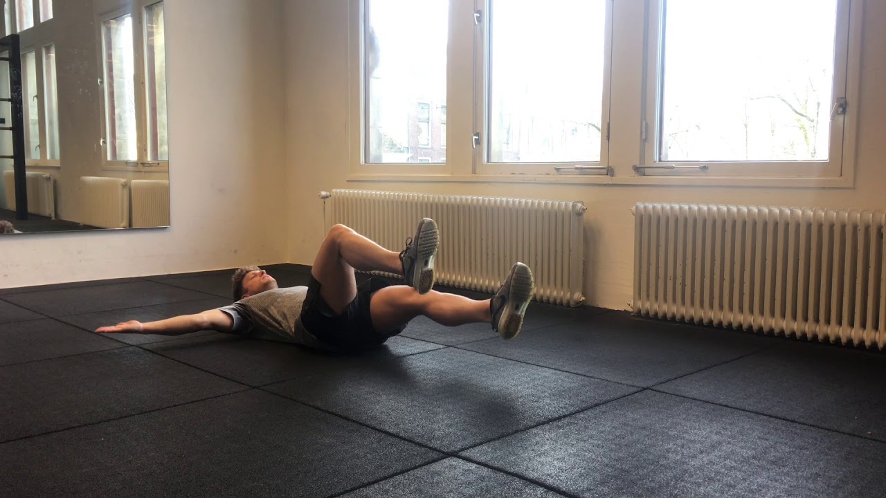 Fly deadbug - YouTube