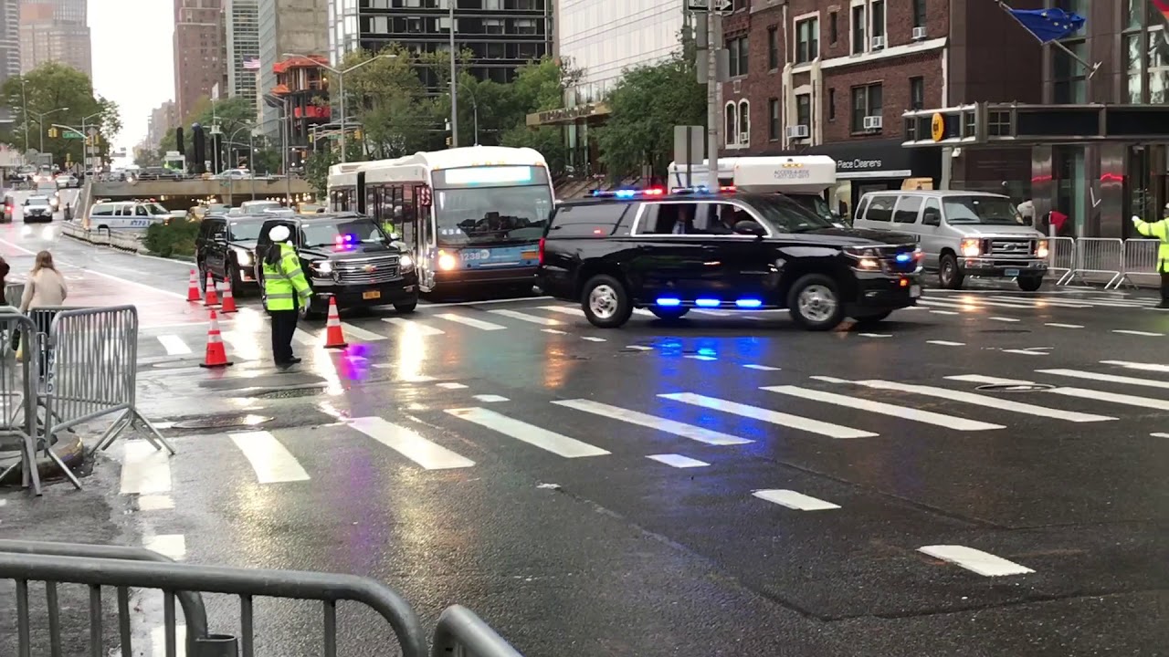 NYPD & U.S. SECRET SERVICE UNITS ESCORTING DIPLOMATS IN MIDTOWN AREA OF ...