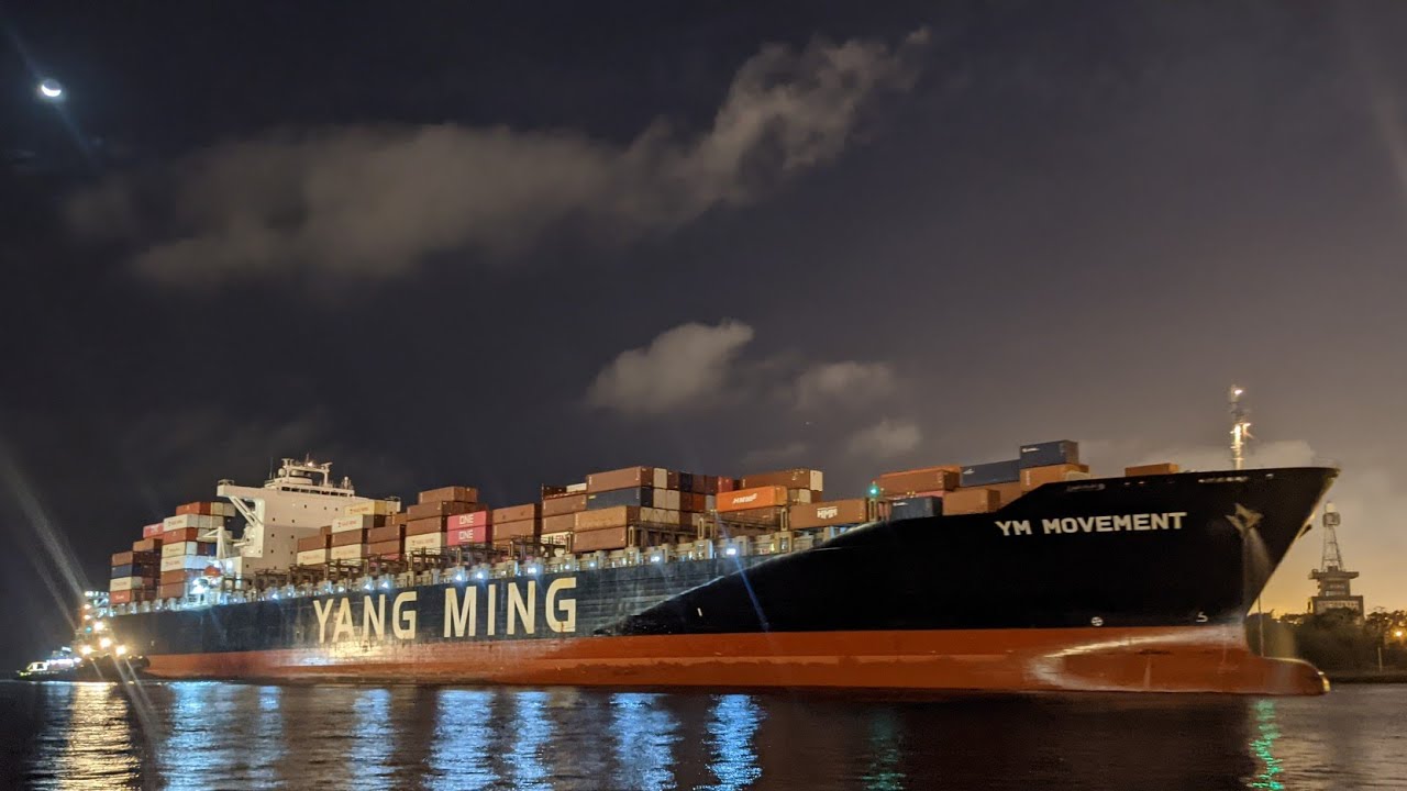 平明YM MODESTY啟錨進港 釜明YM MOVEMENT晚間進港 - YouTube