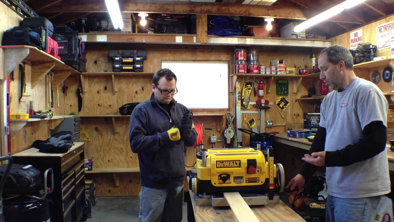 DeWALT DW735 13'' Three Knife Two-Speed Thickness Planer - Review - YouTube
