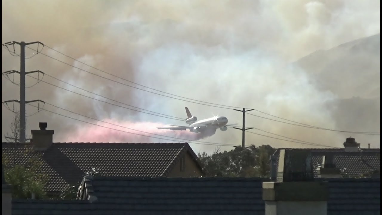 The DC 10 Air Tanker 911 California Fire - YouTube